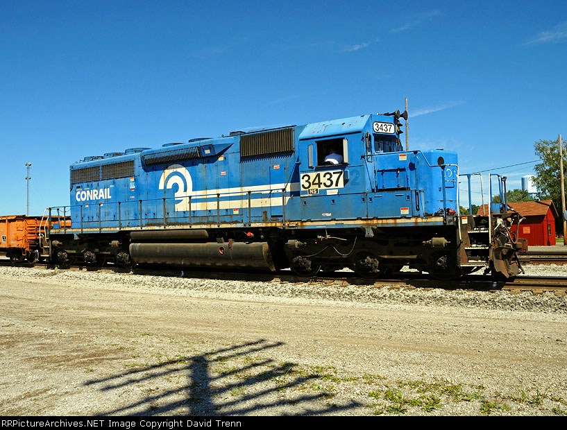 NS 3437 - Still in Conrail paint works in Conneaut Yard